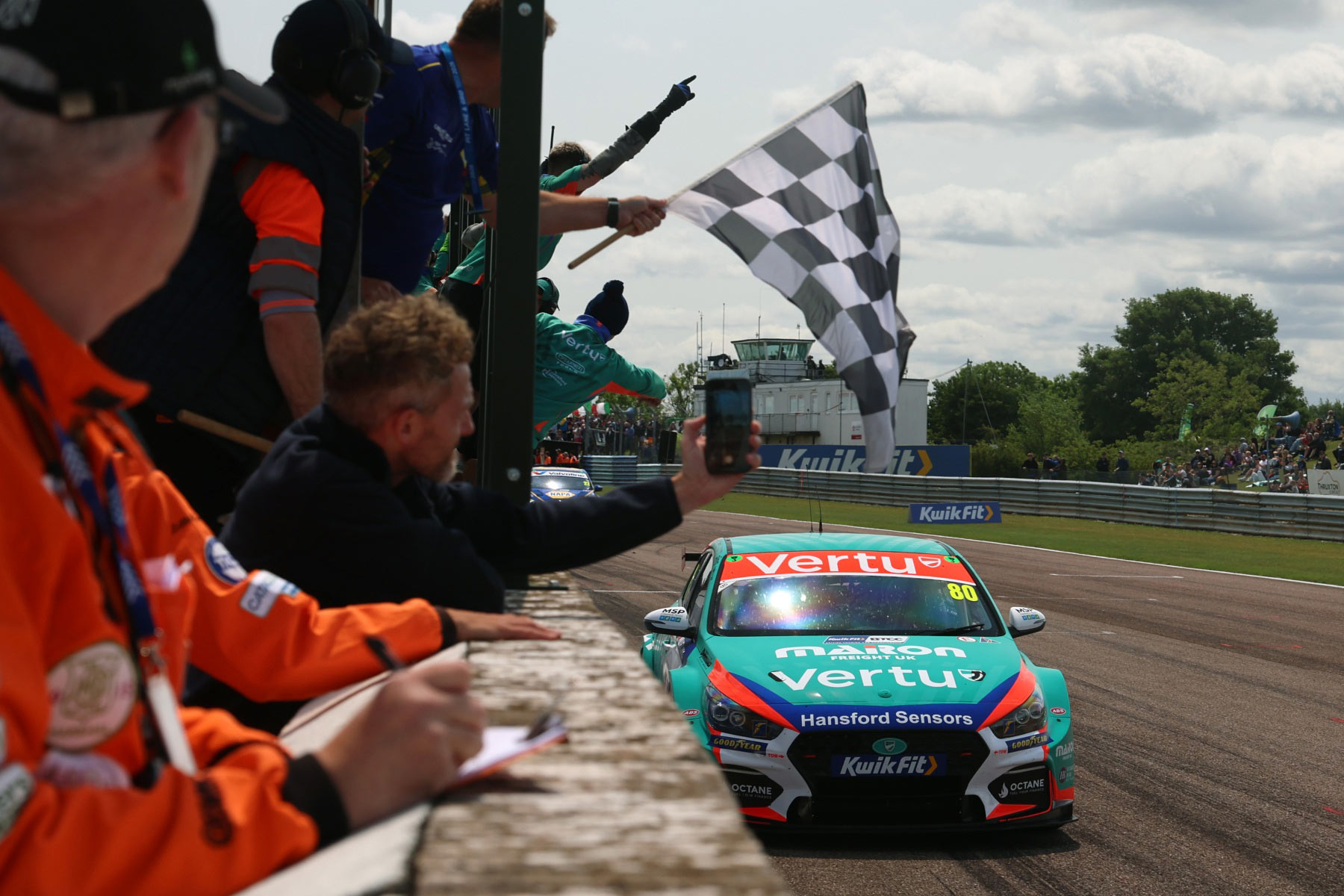 BTCC 2025: Thruxton Highlights and Recap – EngageSportMode
